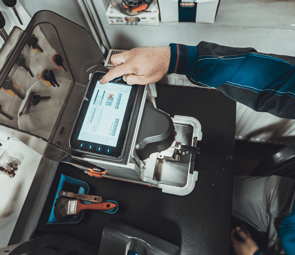 Can a Locksmith Program a Car Key Fob? Here’s Everything You Need to ...